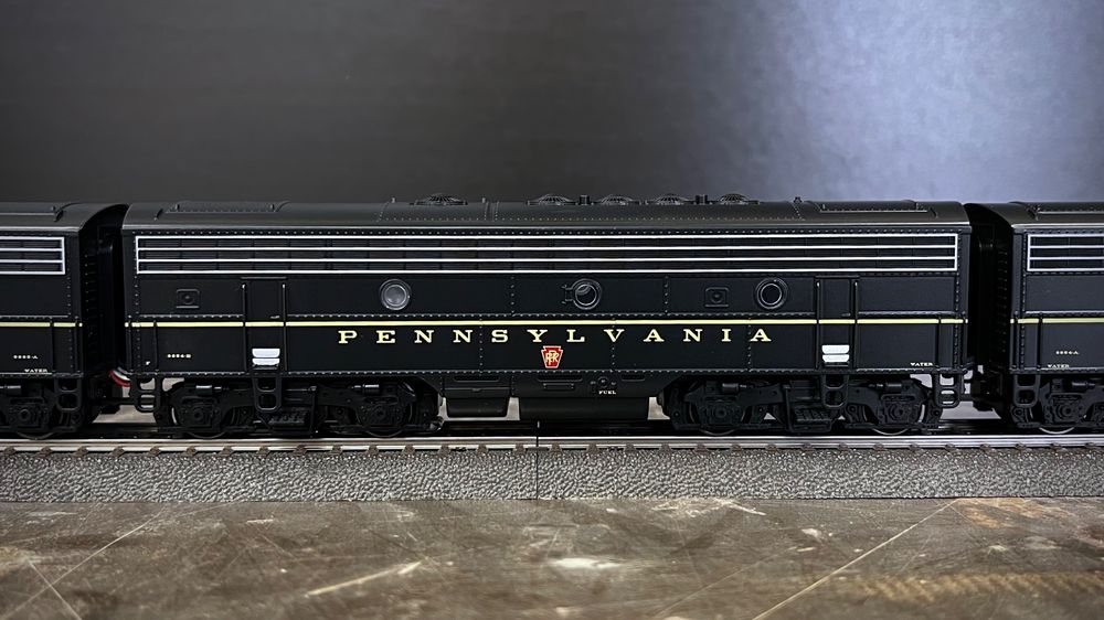 Märklin 37624 Diesellok EMD F7 A+B+A Unit - Digital | Kaufen auf Ricardo