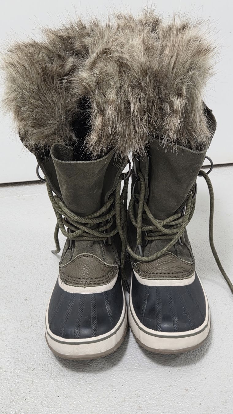 Bottes Sorel (Neuf (Voir description)) à Le Pâquier-Montbarry pour CHF ...