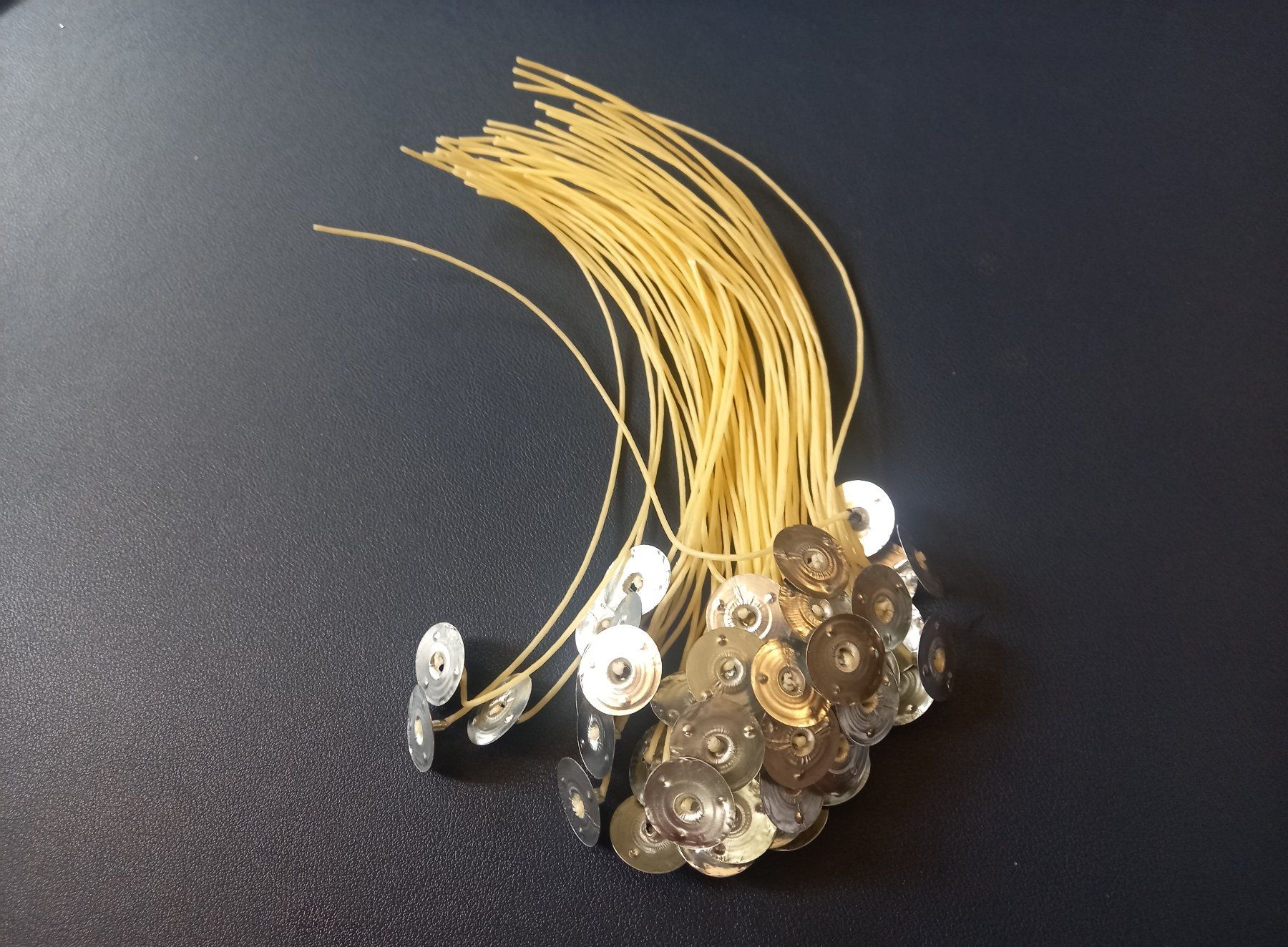 200x Kerzendocht Bienenwachs / Mèche bougie cire d'Abeille (Neu und ...