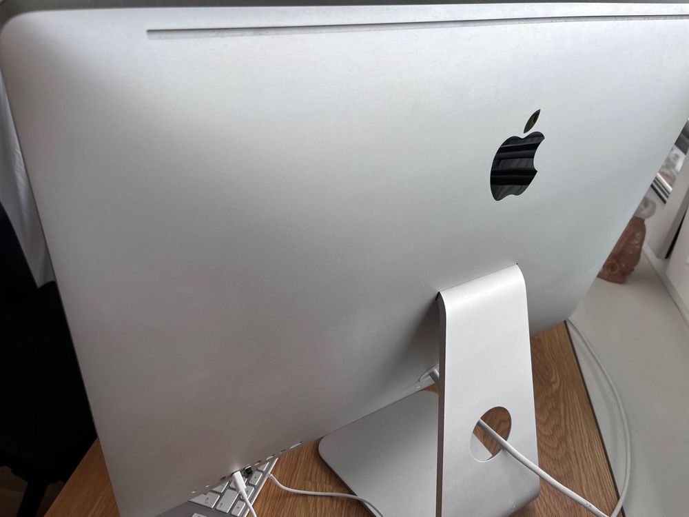 iMac 27" Late 2009 3GHz Intel Core duo, 4GB RAM, 1TB HDD (Gebraucht) in ...