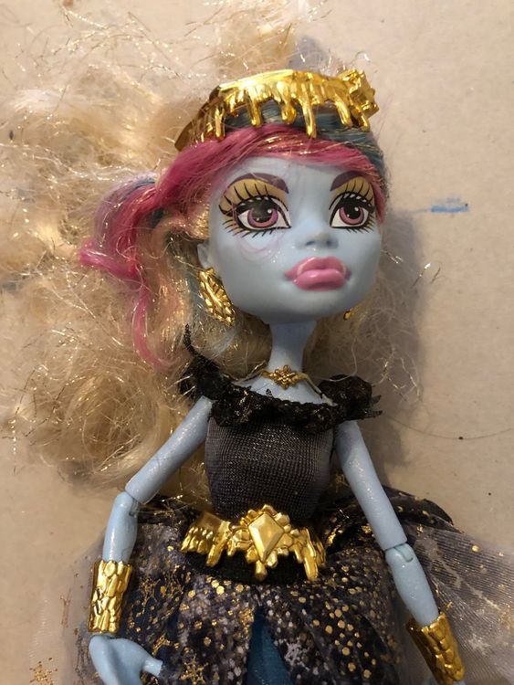 Monster High Abby 13 Wünsche (Gebraucht) in Hallau für CHF 25 – mit ...