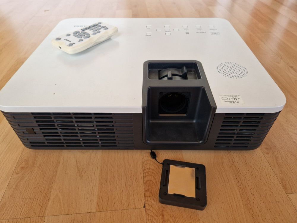 Casio XJ-H1750 Projector | Kaufen auf Ricardo