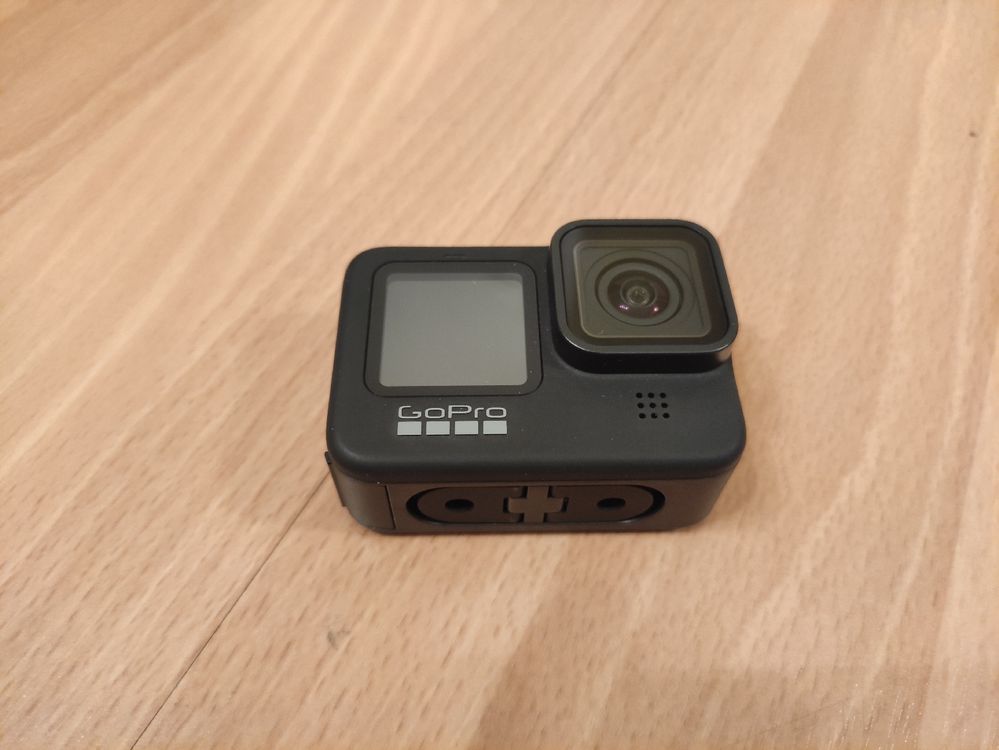 GoPro Hero 9 Black inkl. zahlreicher Clips und Zubehör (Gebraucht) in ...