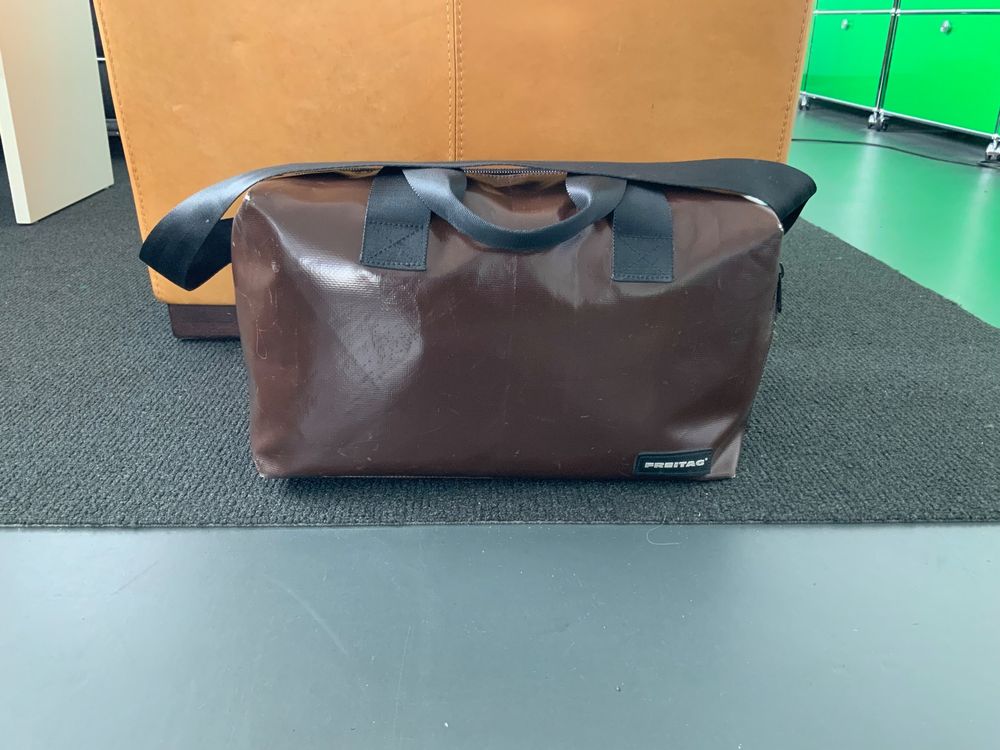 FREITAG TASCHE F45 LOIS IN UNI FARBE „BRAUN“ (Gebraucht) in Hünenberg ...
