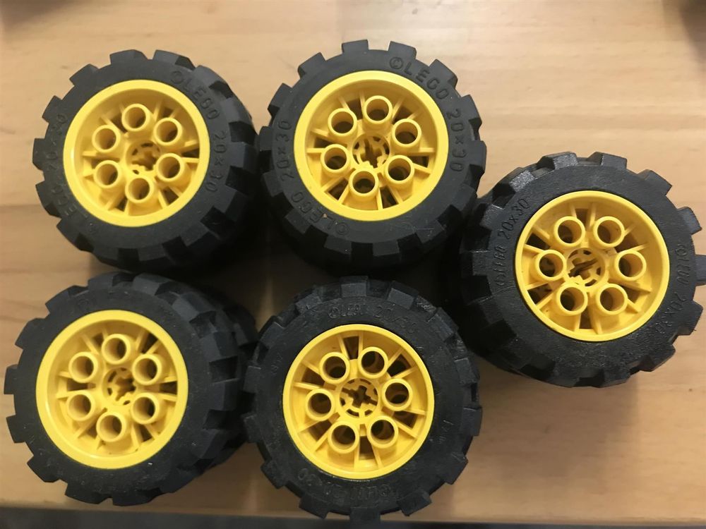 LEGO 10x Rad 20 x 30 (6581/6582c01) (Gebraucht) in Müntschemier für CHF ...