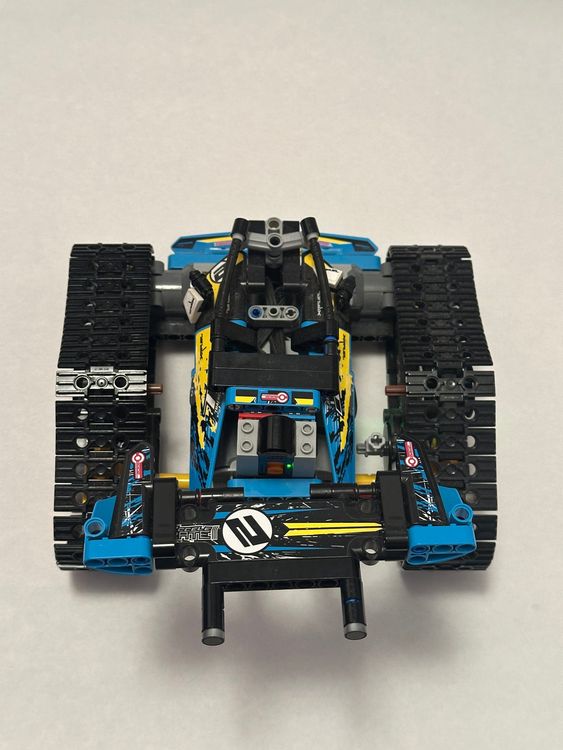LEGO Technic 42095 Stunt Racer INCOMPLET 2019 (Gebraucht) in ...