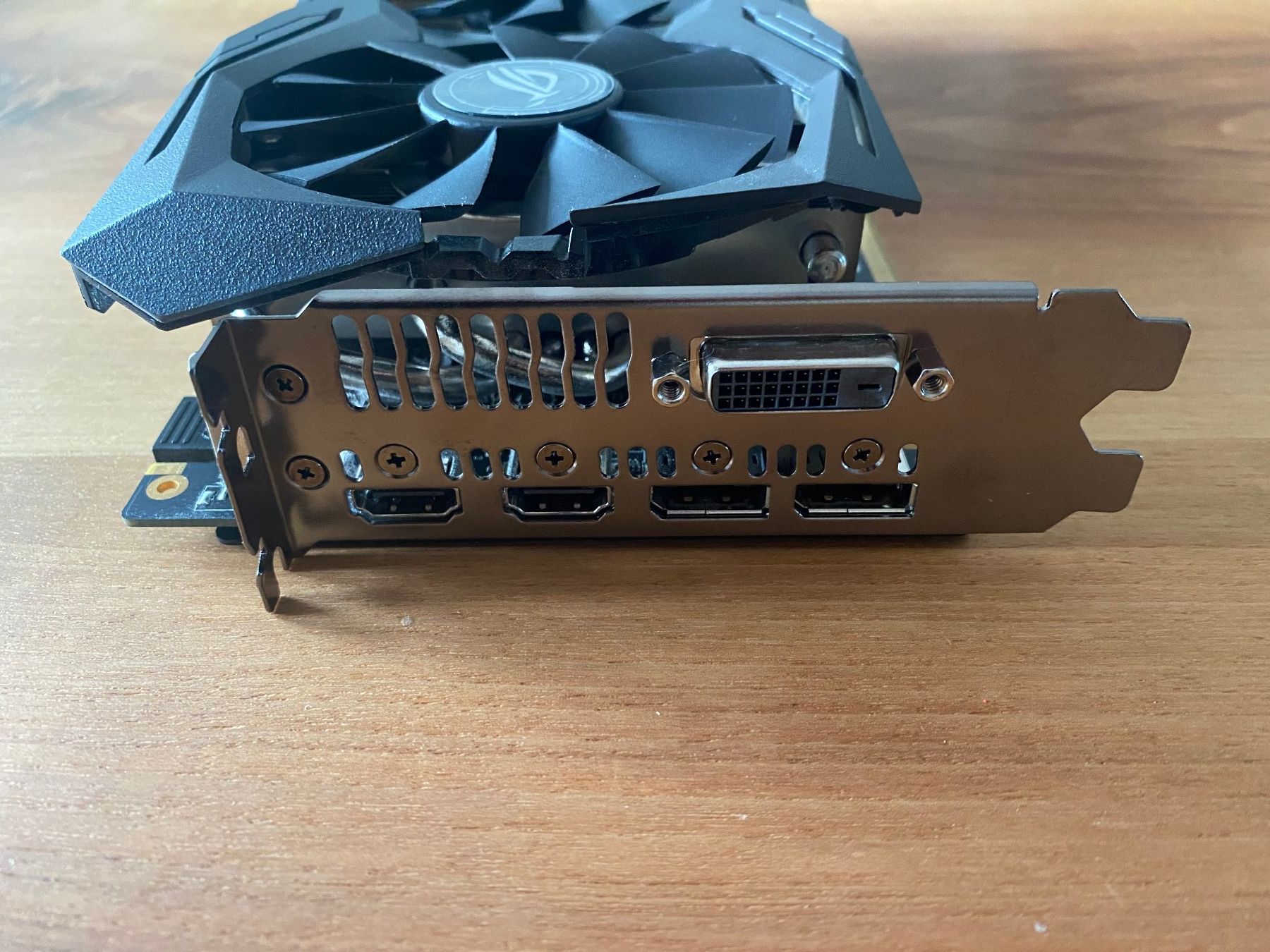 ASUS GeForce GTX 1070 Ti ROG STRIX A8G-G (Gebraucht) in Burgdorf für ...