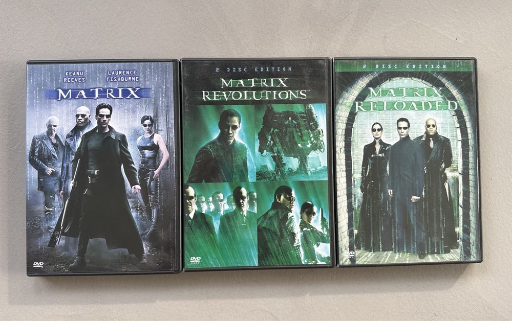 Keanu Reeves DVD Matrix, Revolutions, Reloaded | Kaufen auf Ricardo