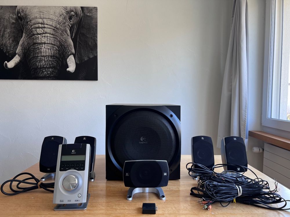 Logitech Z-5500, 5.1 THX, Sound System (Gebraucht) in für CHF 100 – nur ...