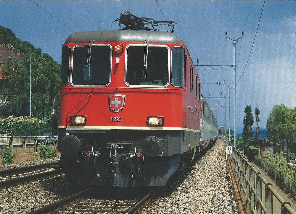 Re 4/4 II SBB-CFF-FFS (Neu (gemäss Beschreibung)) in Rothrist für CHF 1 – mit Lieferung auf ...