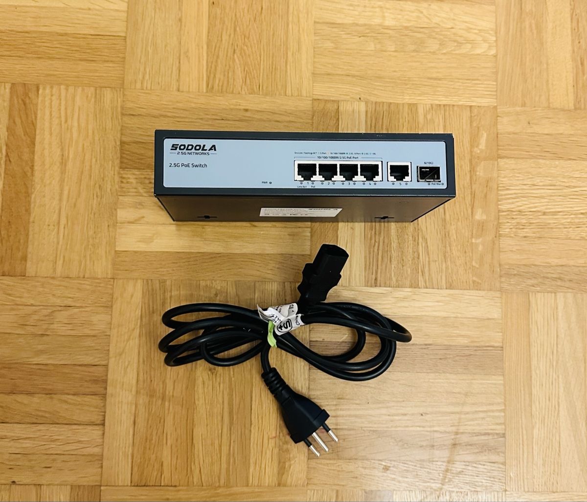 SODOLA 2.5G PoE Switch 6-Port mit SFP, Top Zustand (Gebraucht) in ...