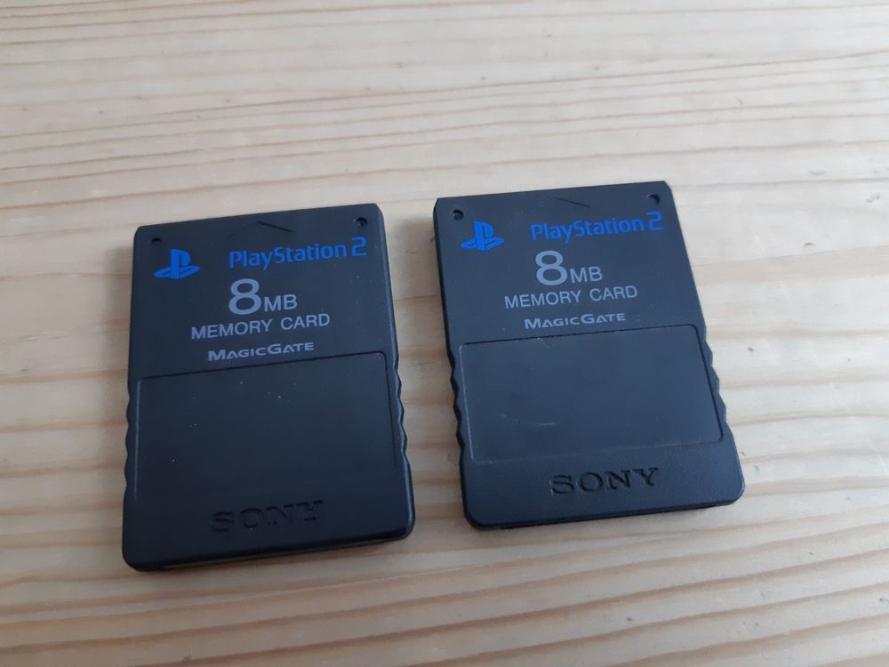 2 x Original Sony PS2 Memory Card 8MB Speicherkarte im Set (Gebraucht ...