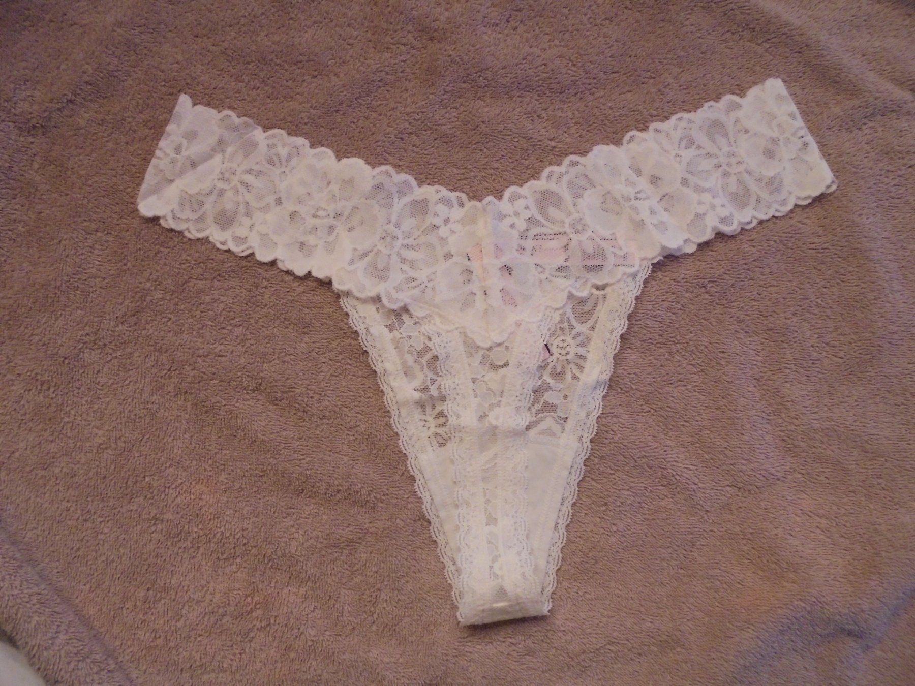VICTORIA'S SECRET LACIE THONG, L, NEU (Neuf avec emballage d'origine) à ...