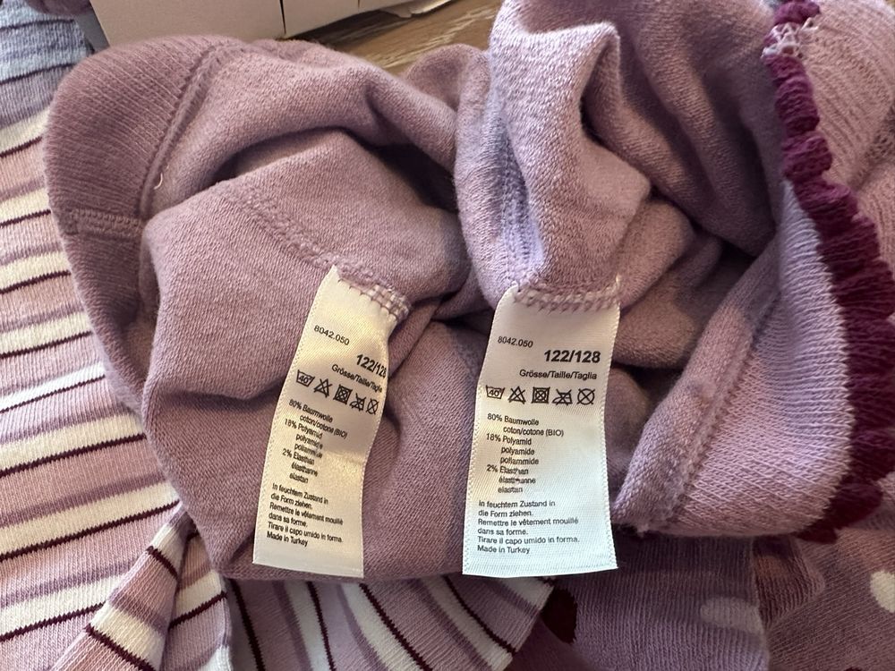 4 Paar Kinder-Strumpfhosen NEU Grösse 122/128, Lila Töne!💜 (Neu und ...