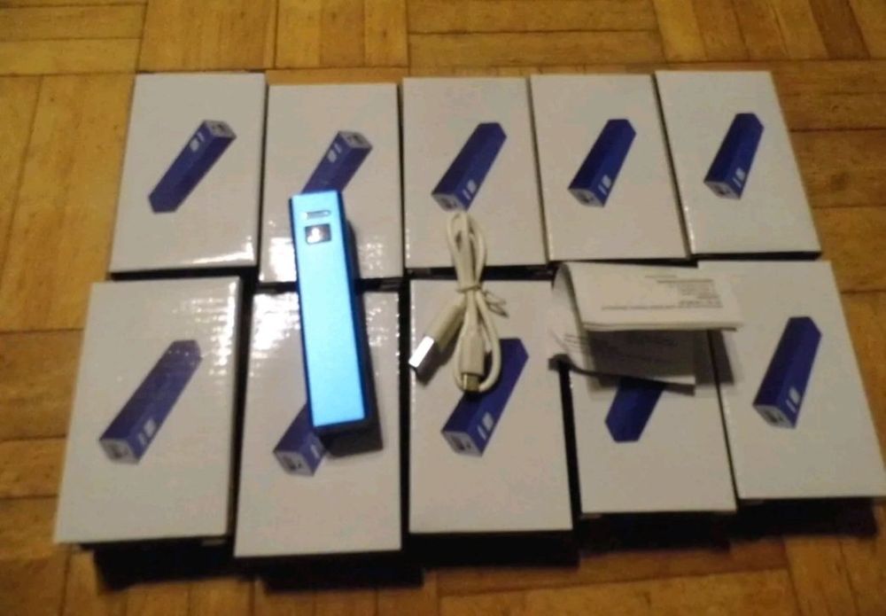 10 stk Powerbank Neu und OVP Top Preis (Neu und originalverpackt) in ...
