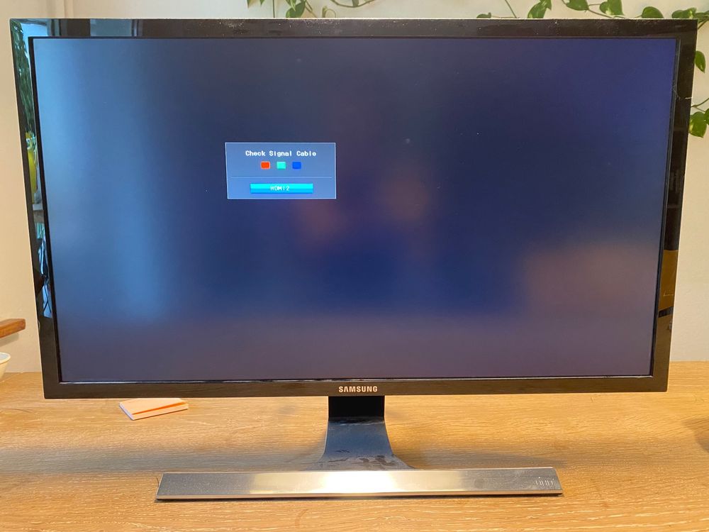 Samsung U28E590D monitor | Kaufen auf Ricardo