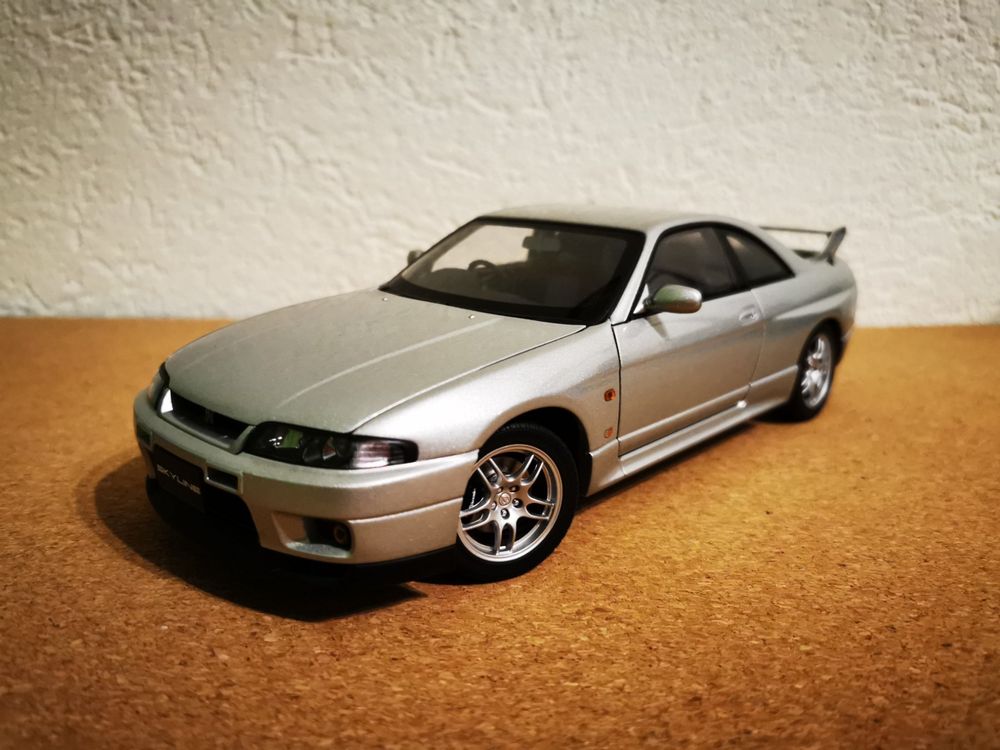 Nissan Skyline GT-R33 1:18 AUTOART | Acheter sur Ricardo