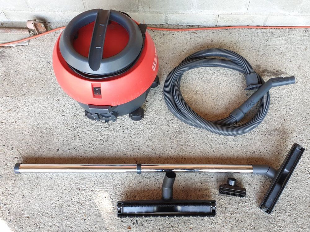 Cleanfix S10 Trockensauger mit versch. Düsen | Kaufen auf Ricardo