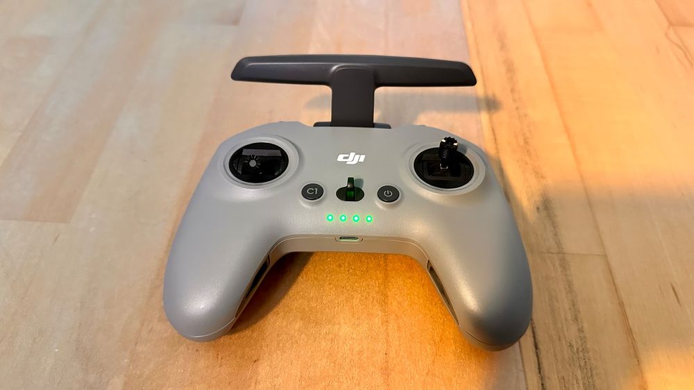 DJI FPV REMOTE CONTROLLER 2 | Kaufen auf Ricardo
