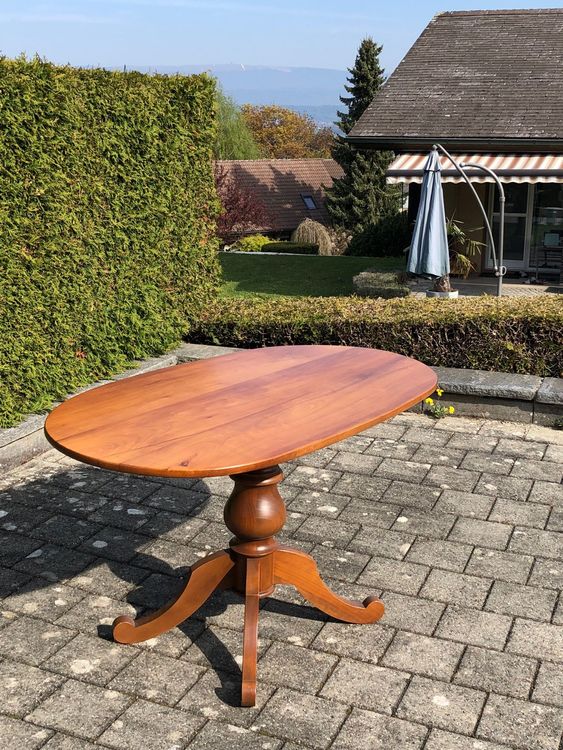 Ovaler Louis Phillipe Tisch aus Kirschbaum | Kaufen auf Ricardo