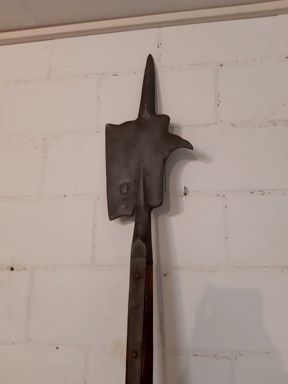 Schweizer Hellebarde (Gebraucht) in Riedikon für CHF 100 – nur Abholung ...