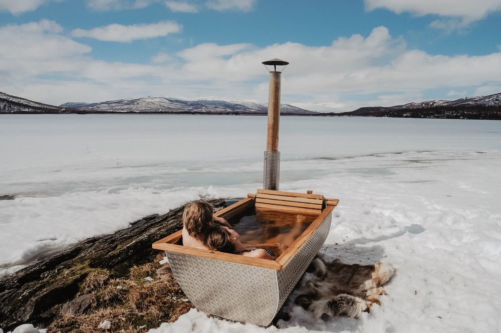 Bohemen Hikki Outdoor Badewanne (Neu und originalverpackt) in St. Gallen für CHF 4880 – nur ...