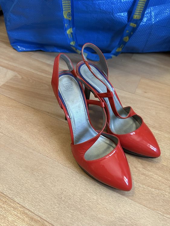 Rote Lack-High Heels Gr. 35 (Gebraucht) in Schaan für CHF 5 – mit ...