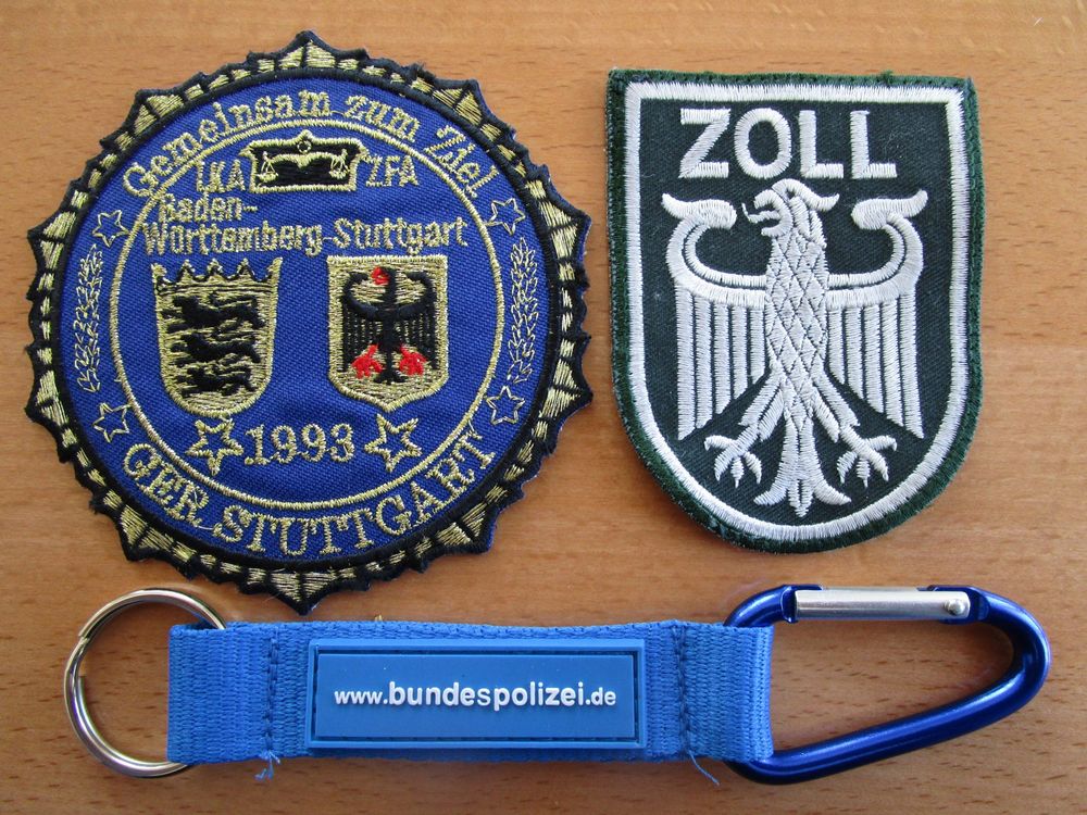2 Abzeichen Polizei Zoll D, LKA - ZFA, + Karabinerhaken | Kaufen auf ...