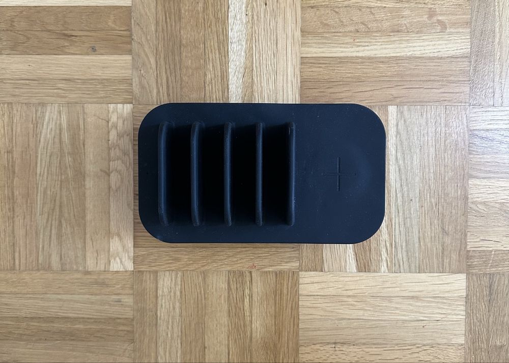 Satechi Dock5 Multi-Device Charging Statio mit Qi-Ladefläche (Gebraucht ...