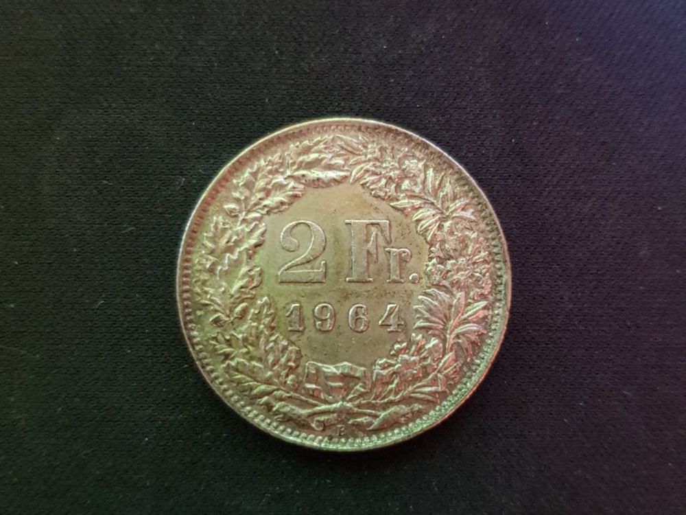2 Franken 1964 Silber. (Gebraucht) in Valeyres-sous-Ursins für CHF 5 – mit Lieferung auf Ricardo ...