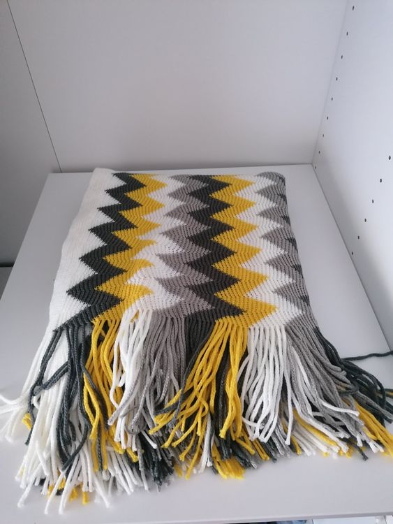 Decke mit Muster (Neu (gemäss Beschreibung)) in BERN für CHF 1 – mit ...