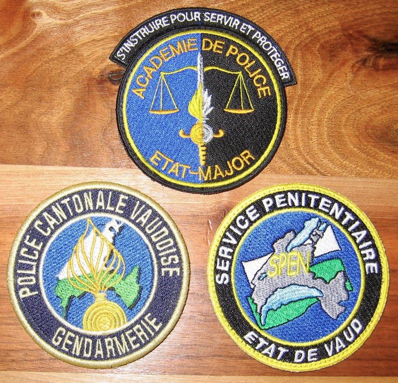 Gendarmerie Vaudoise badges original | Kaufen auf Ricardo
