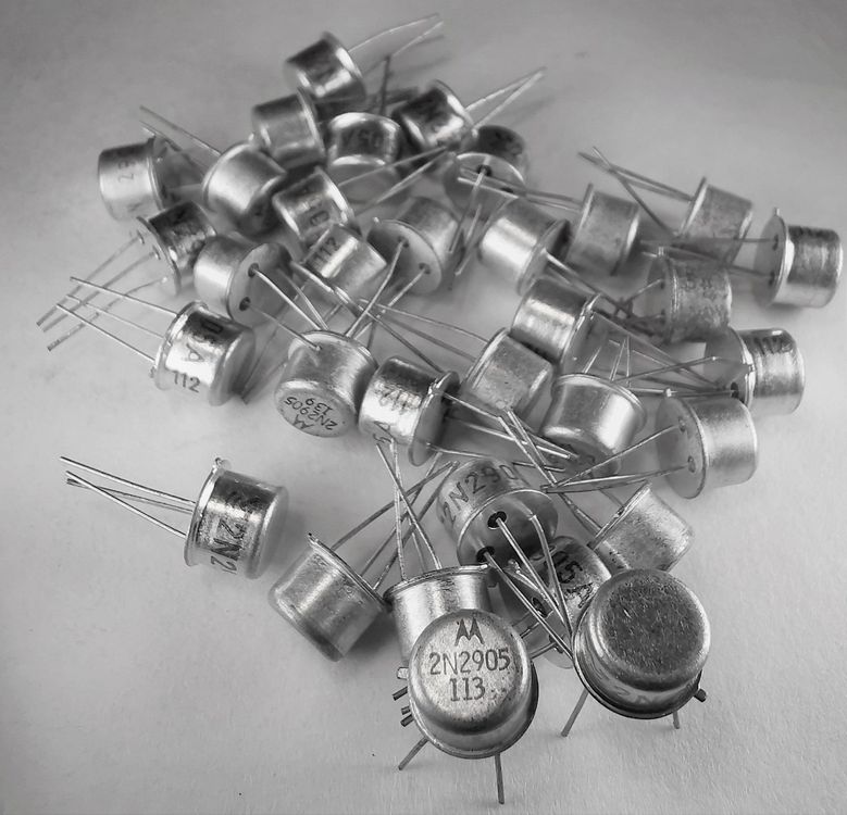 2N2905 PNP Transistor TO-39 25 Stück (Neu (gemäss Beschreibung)) in ...