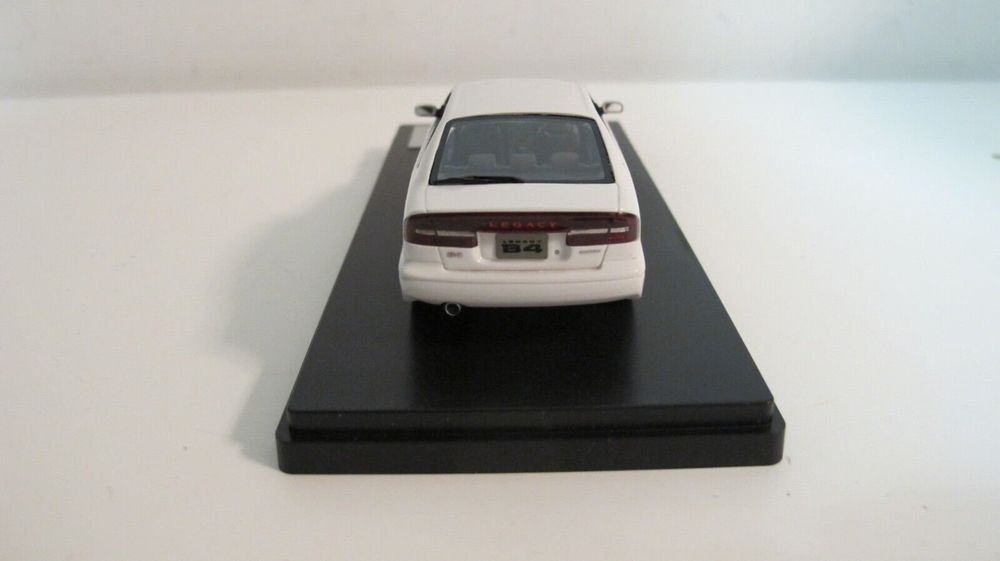 Subaru Legacy B4 RSK 2000-2003 RHD weiss 1:43 von Hi-Story (Neu und originalverpackt) in ...