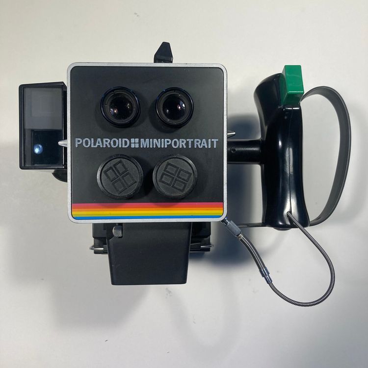 Polaroid Miniportrait Kamera Modell 402 inkl. 2 Kassetten (Gebraucht ...