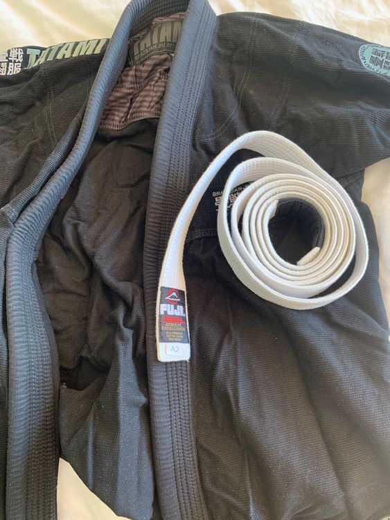 BJJ - Brazilian Jiu Jitsu - Kimono Grösse A2 (Gebraucht) in Uster für ...