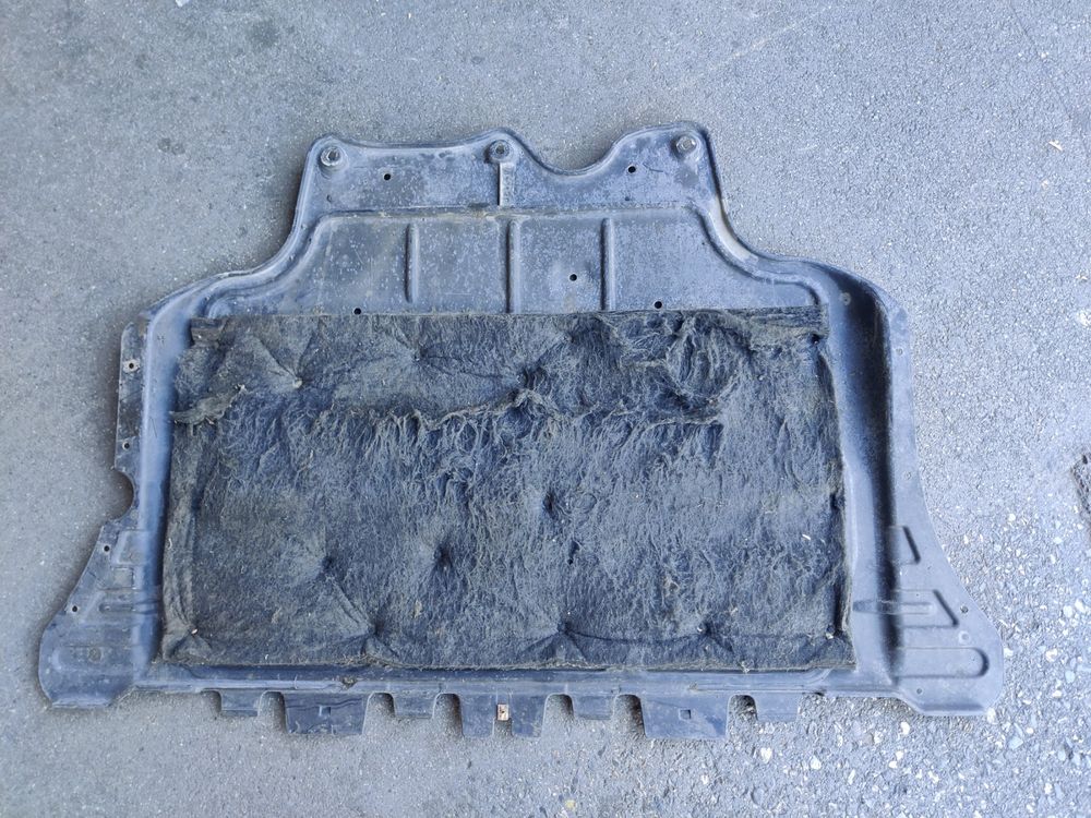 VW Caddy 5 Motorabdeckung 5Q0 825 236 | Kaufen auf Ricardo