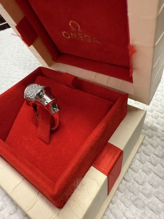 Bague Omega authentique sertie de diamants, comme neuve! (D'occasion) à ...