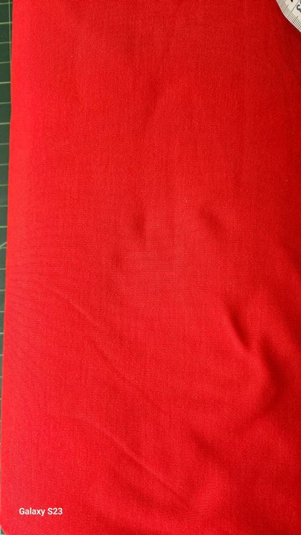 Roter Stoff, 3 Meter lang, Neu! Ideal zum Nähen. (Neu (gemäss ...