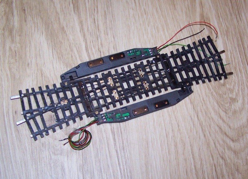 Roco 42320 H0 Elektr. Kreuzungsweiche DKW, Profil 2,5 mm (Gebraucht) in ...