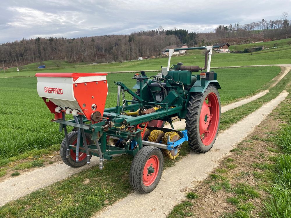 Hacktraktor / Geräteträger Traktor ab 1.- / kein Fendt GT (Gebraucht ...