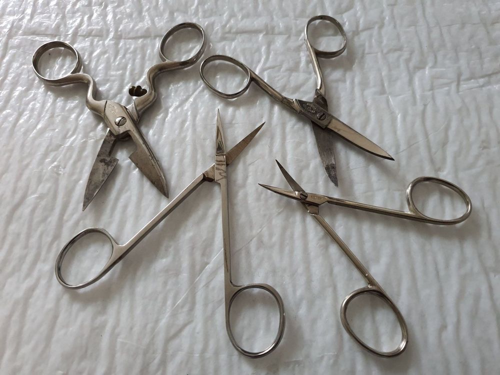 Schere für Scherenschnitt - Handarbeit (Gebraucht) in für CHF 10 – mit ...