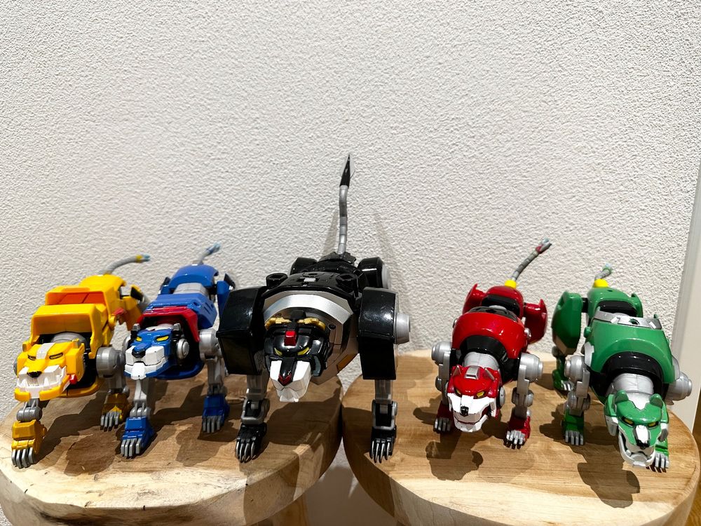 Playmates VOLTRON Legendary Defender Löwen robot transformer | Kaufen ...