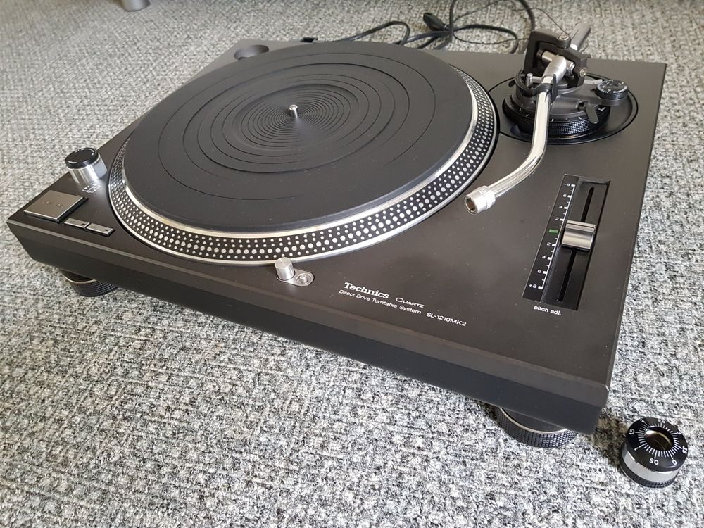 Technics SL-1210MK2 (Gebraucht) in Arisdorf für CHF 399 – nur Abholung ...