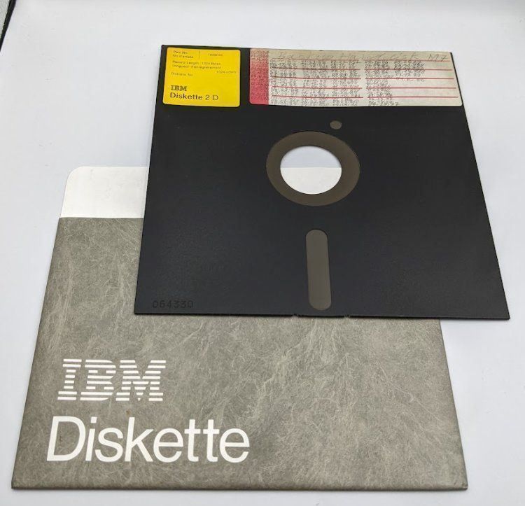 IBM 8" Floppy Diskette Rarität (Gebraucht) in Bad Ragaz für CHF 15 ...