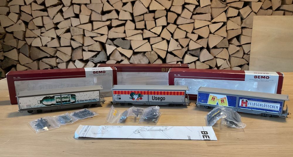 Lot de 3 wagons Bemo RhB HOm (Neu und originalverpackt) in Arzier-Le ...