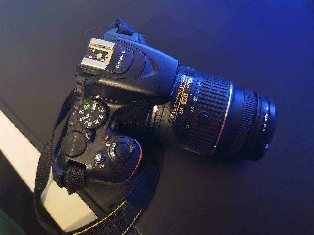 Nikon D5600 Set mit Nikon 18-55 3.5-5.6 (Gebraucht) in Vogelsang AG für ...