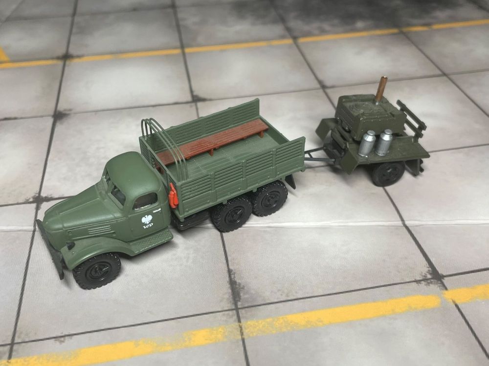 ZIL 151 Längsbänke Anhänger Feldküche 1/87 | Kaufen auf Ricardo