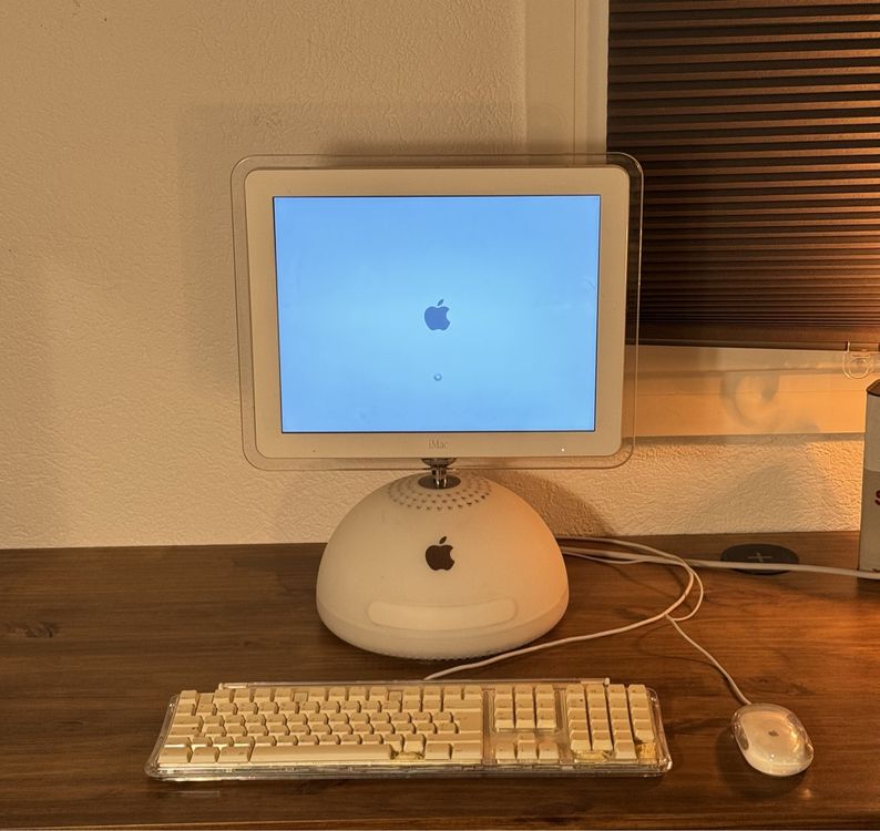 iMac G4 (Tournesol) COLLECTOR (Gebraucht) in Onnens VD für CHF 40 – mit ...