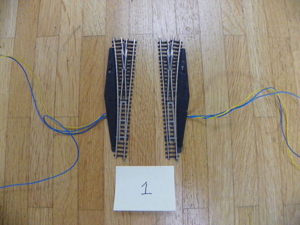Set Märklin 8562 und 8563 (Links und Rechts) Weiche Spur Z (Gebraucht ...